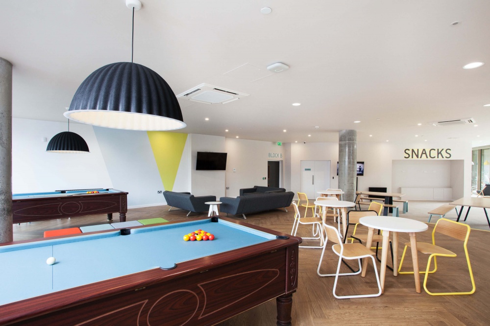 Angel Lane, London | Hallbookers - Verified Reviews