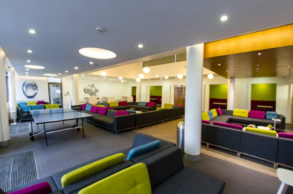 Griffon Studios, London | Hallbookers - Verified Reviews