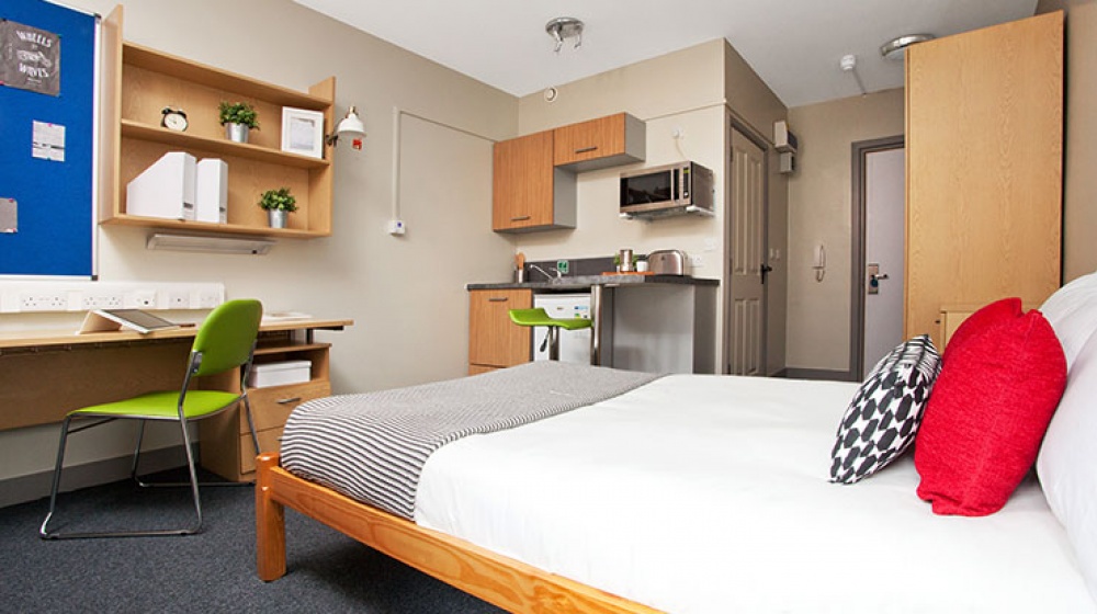 The Priory, Leeds - Unite | Hallbookers - Verified Reviews